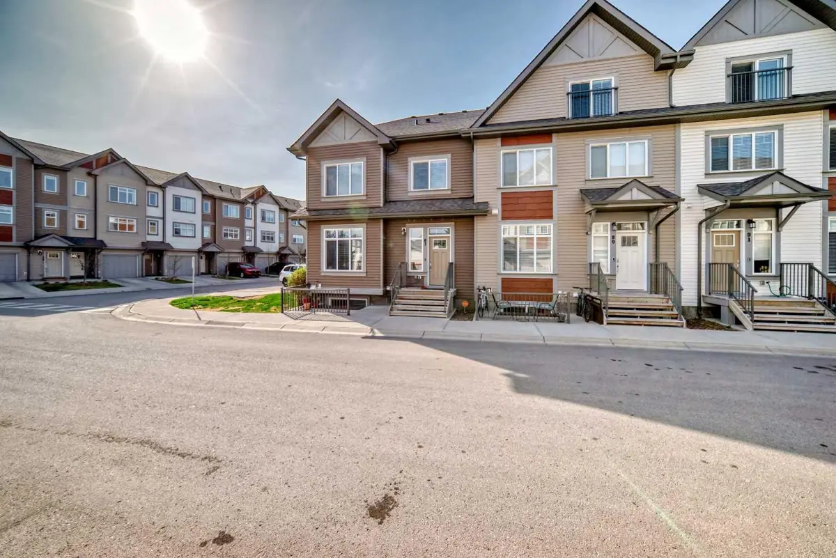 87 Copperstone Common SE, Calgary, Alberta Sold History | HouseSigma