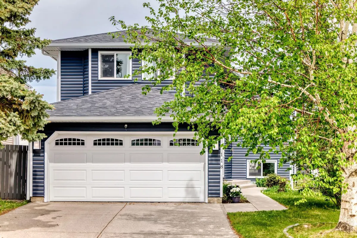 118 Sandpiper Way NW, Calgary, Alberta T3K3P5 For Sale | HouseSigma