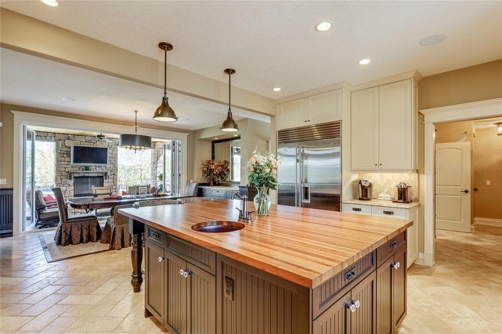 16 SILVERADO RANCH Way SW, Calgary, Alberta T2X0M6 Sold History ...