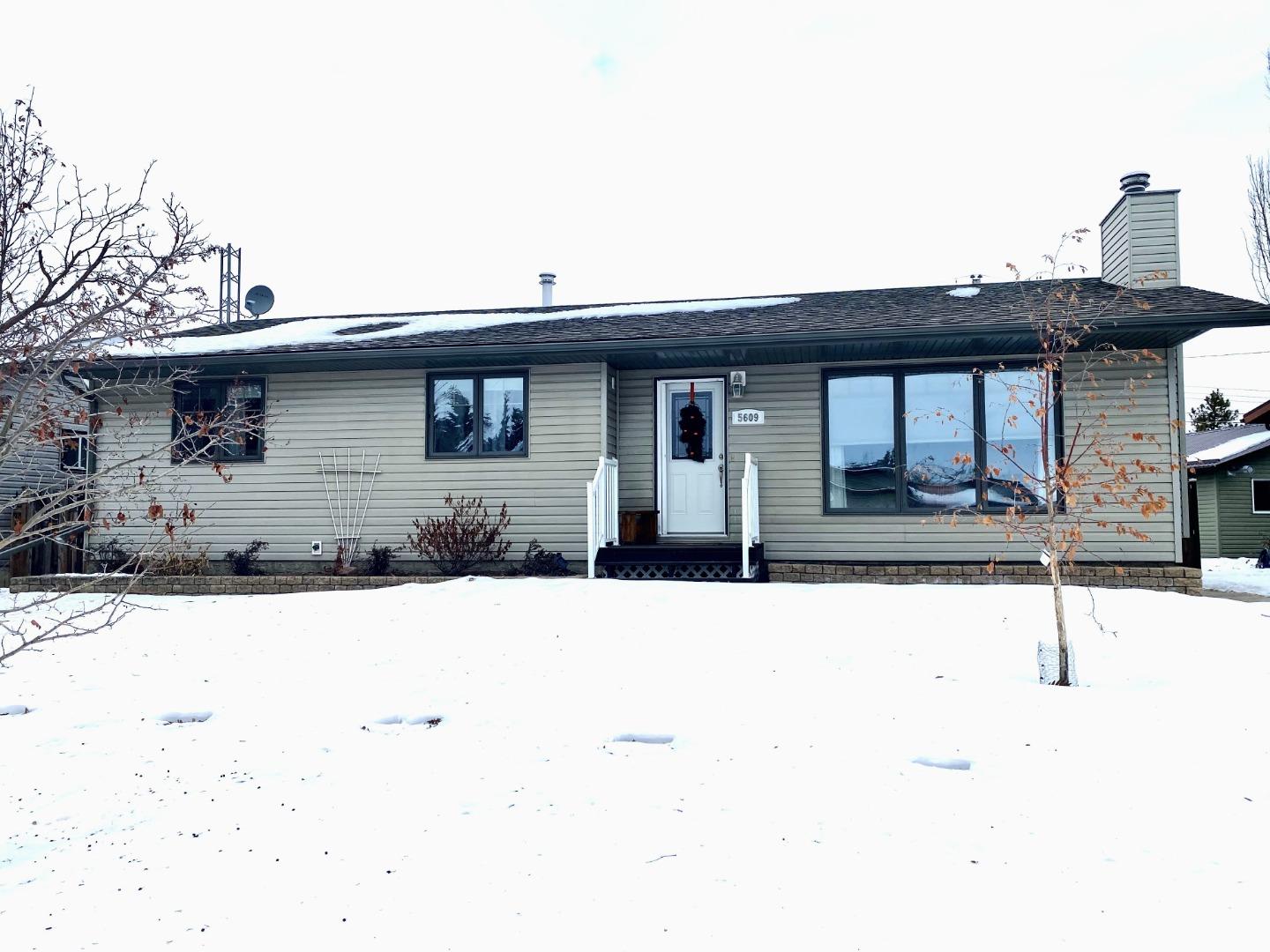 5609 47 Avenue W, Forestburg, Alberta T0B1N0 Sold History | HouseSigma