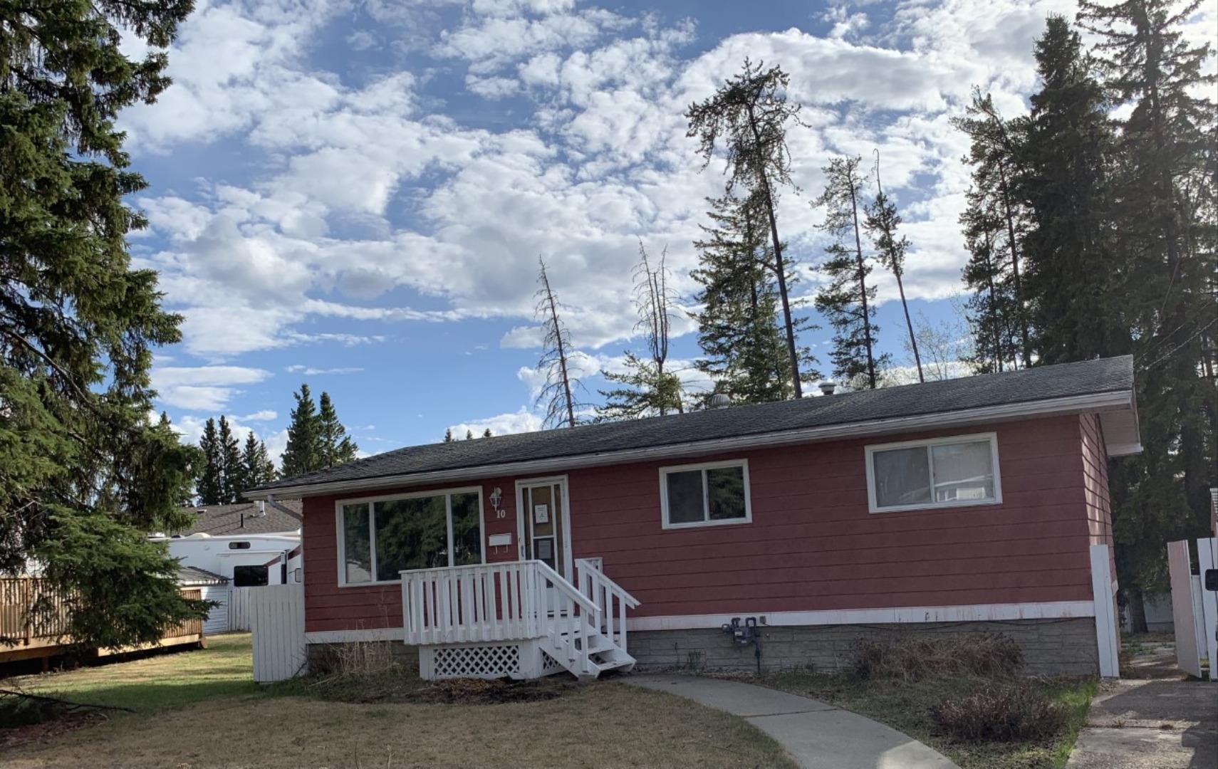 10 Sandy Drive, Whitecourt, Alberta T7S1G8 Sold History | HouseSigma