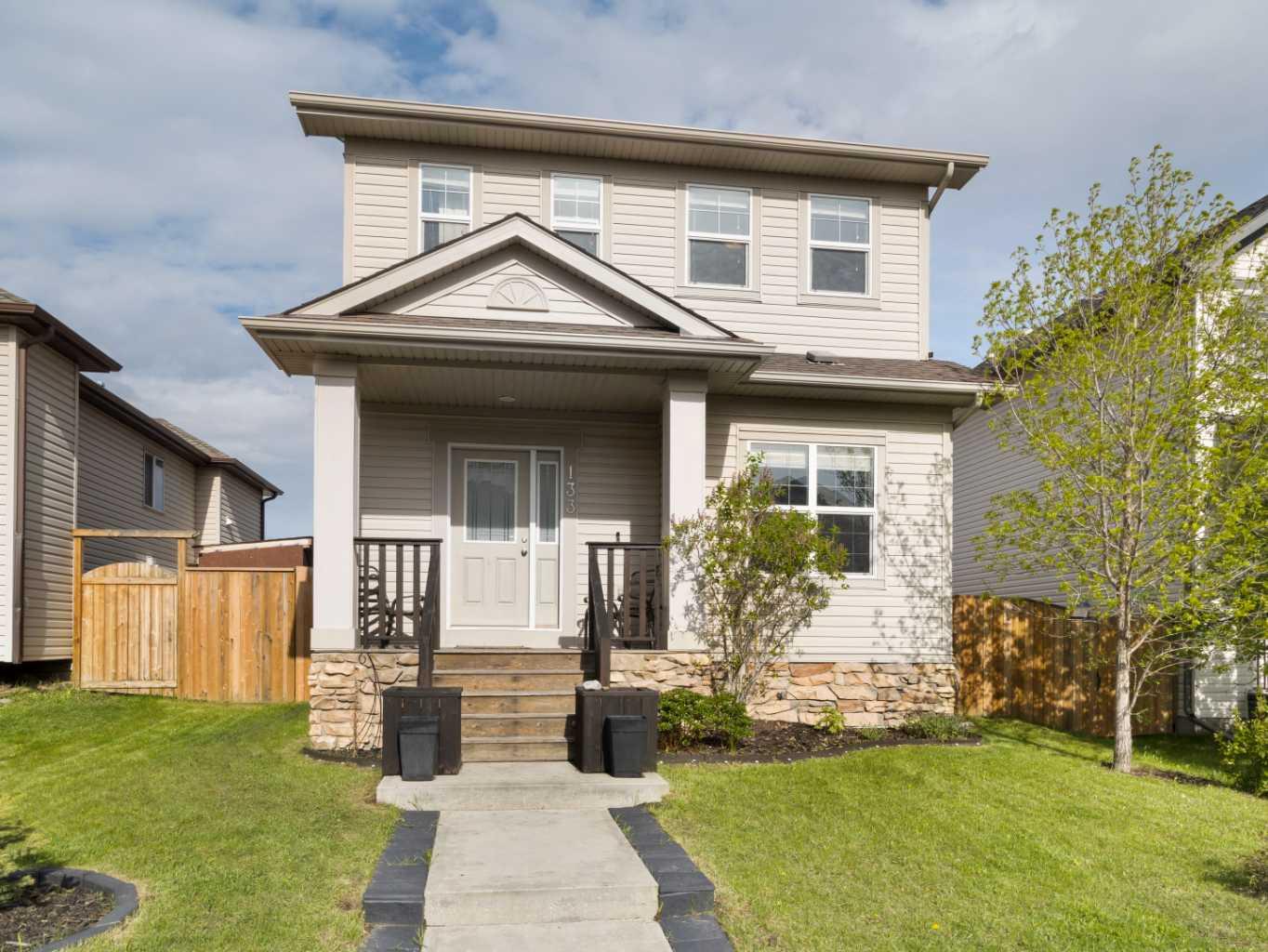 133 Drake Landing Loop, Okotoks, Alberta T1S0H4 Sold History | HouseSigma
