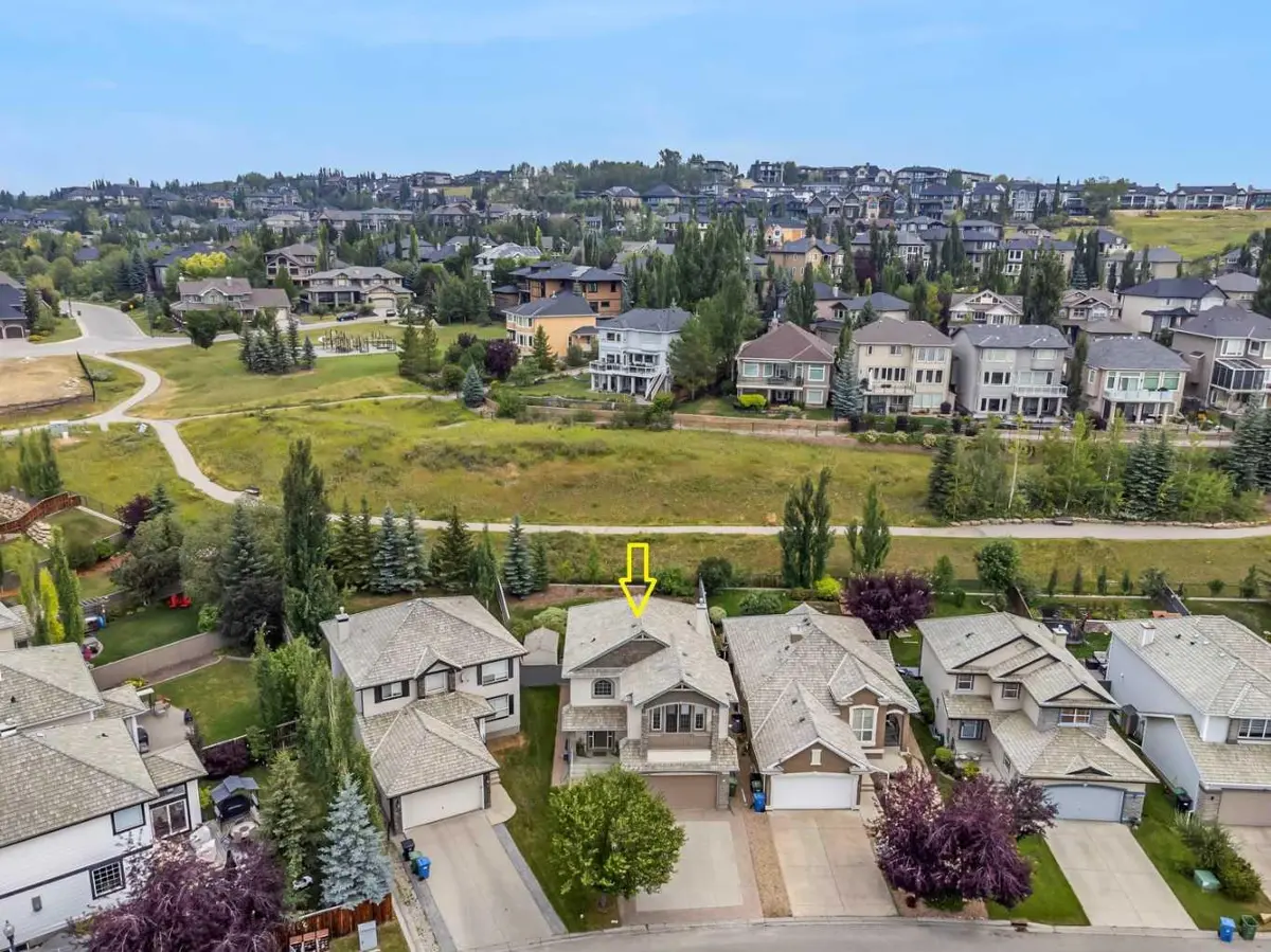 7866 Springbank Way SW, Calgary, Alberta Sold History | HouseSigma