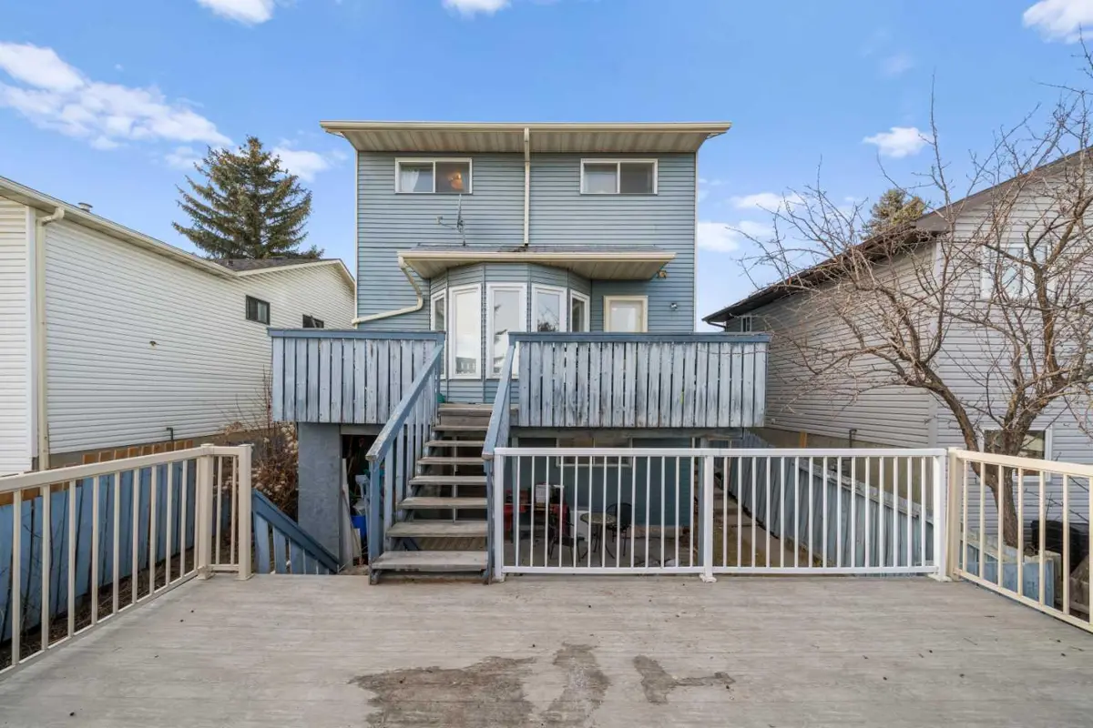 204 MacEwan Glen Drive NW, Calgary, Alberta Sold History | HouseSigma