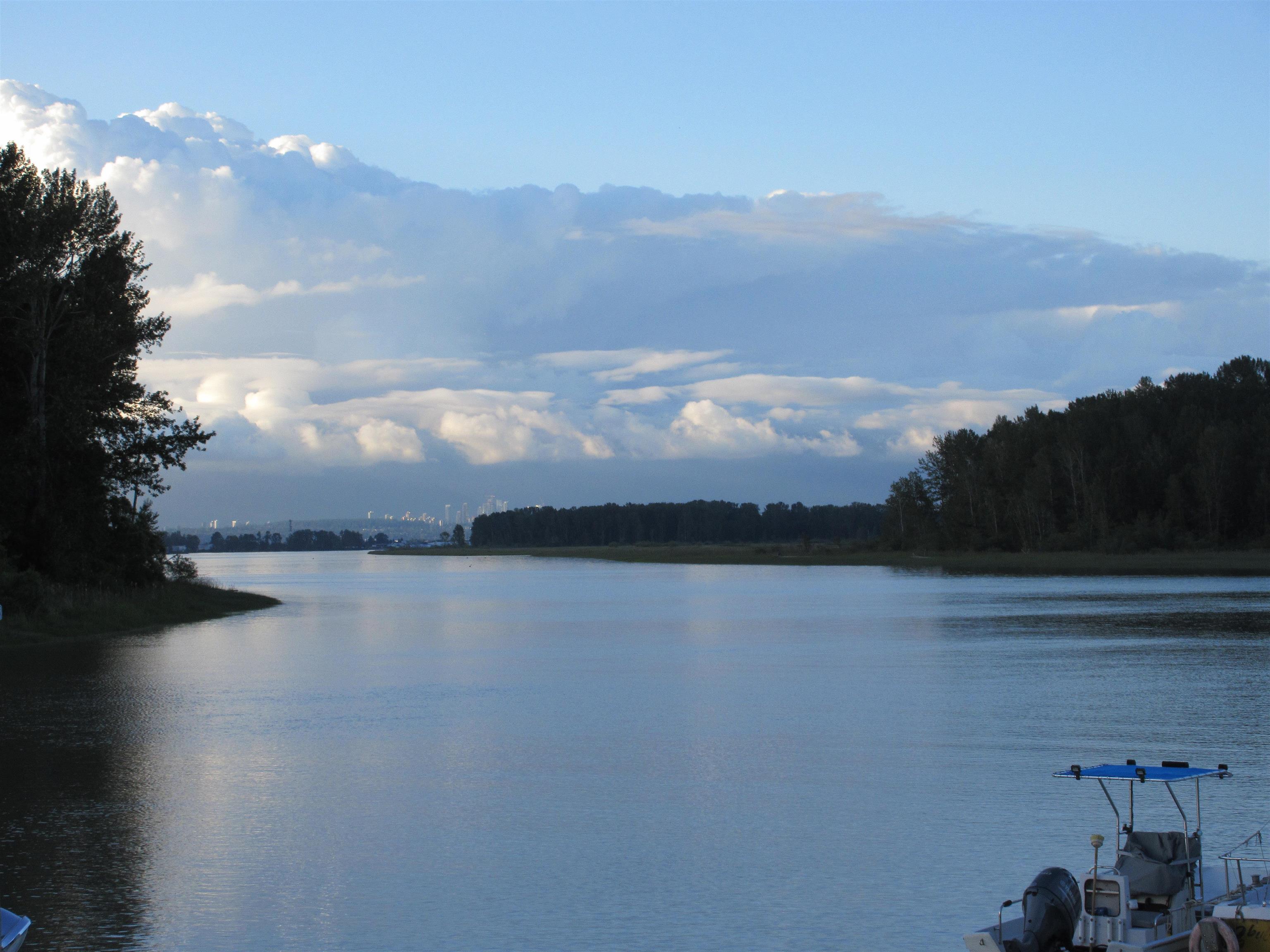 4533 RIVER ROAD W, Delta, British Columbia V4K1R9 Sold History | HouseSigma